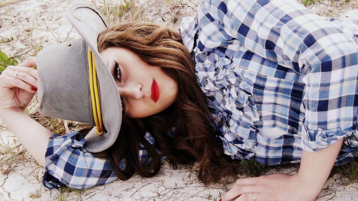 Canadian Country Singer Successfully Fakes Southern Accent for Over a ...
