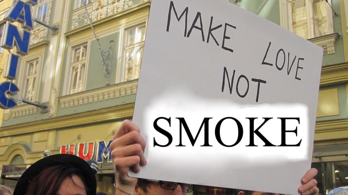 Angry Americans Protest Wildfire Smoke that's "Illegally" Crossing into ...